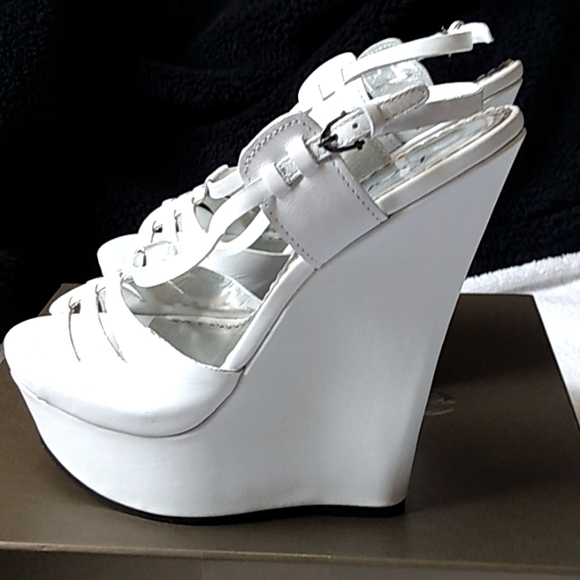 bebe | Shoes | Bebe Platform Wedge Sandal Leather Upper And Inseam Size ...